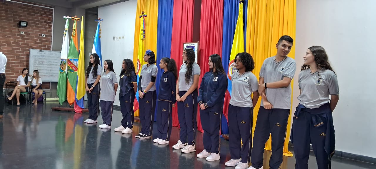 :::I. E. LA PAZ - ENVIGADO:::