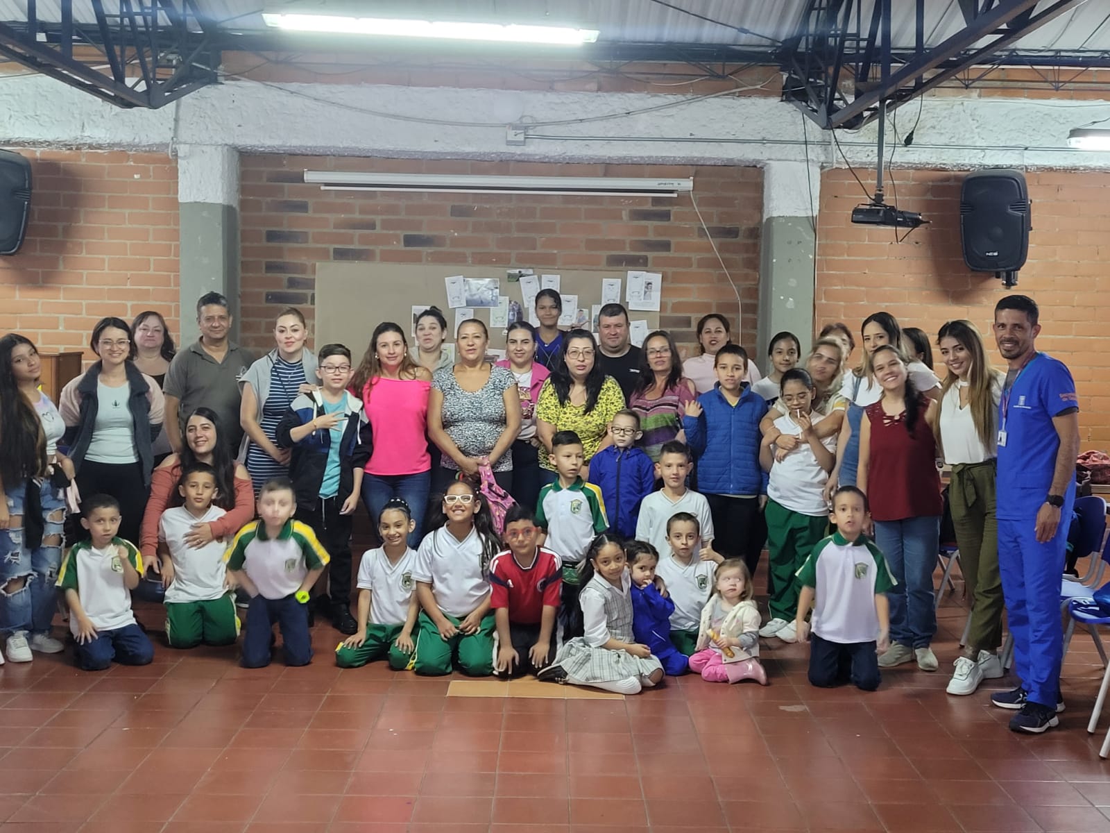 :::I. E. COMPARTIR:::