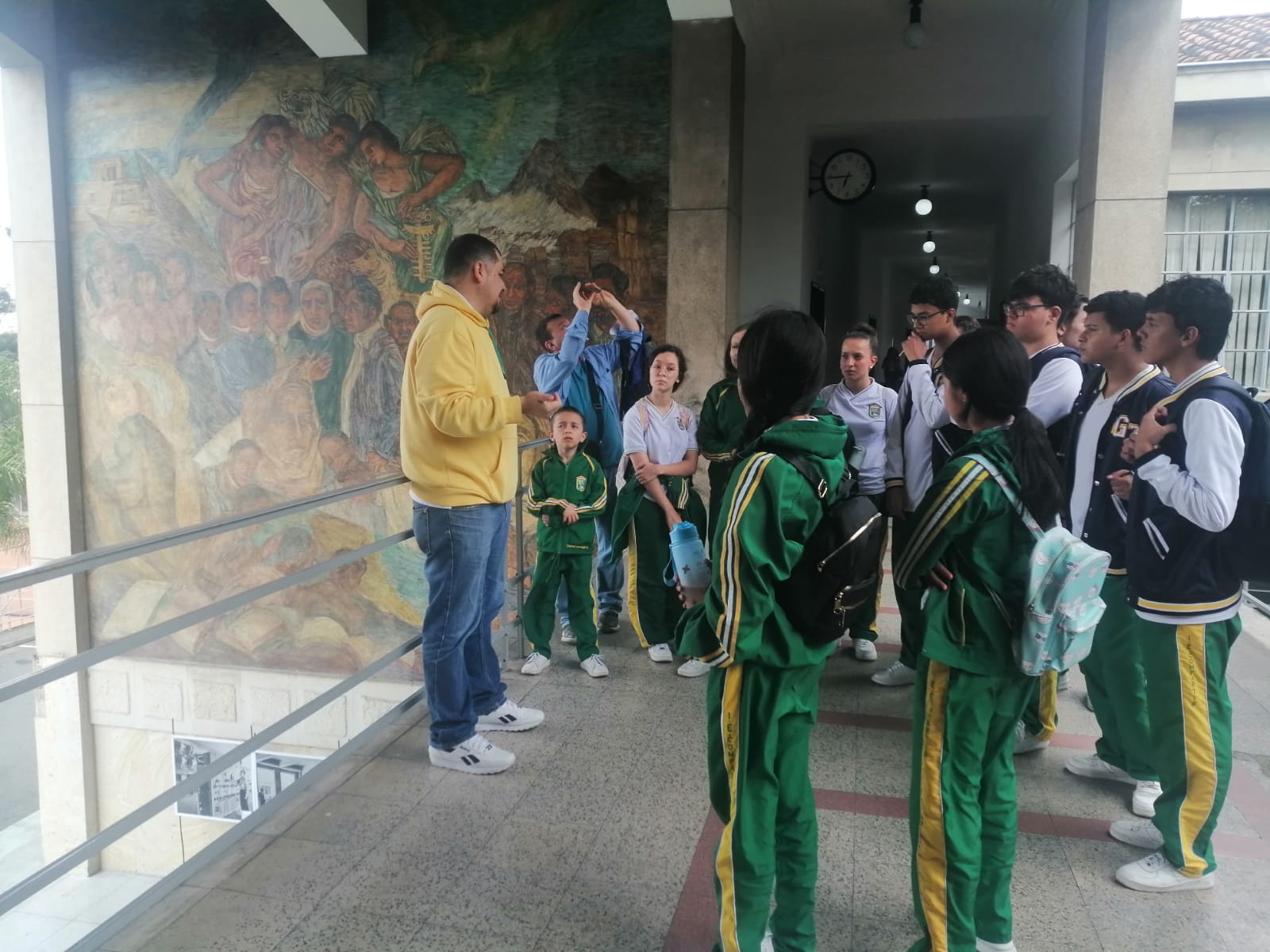 :::I. E. COMPARTIR:::