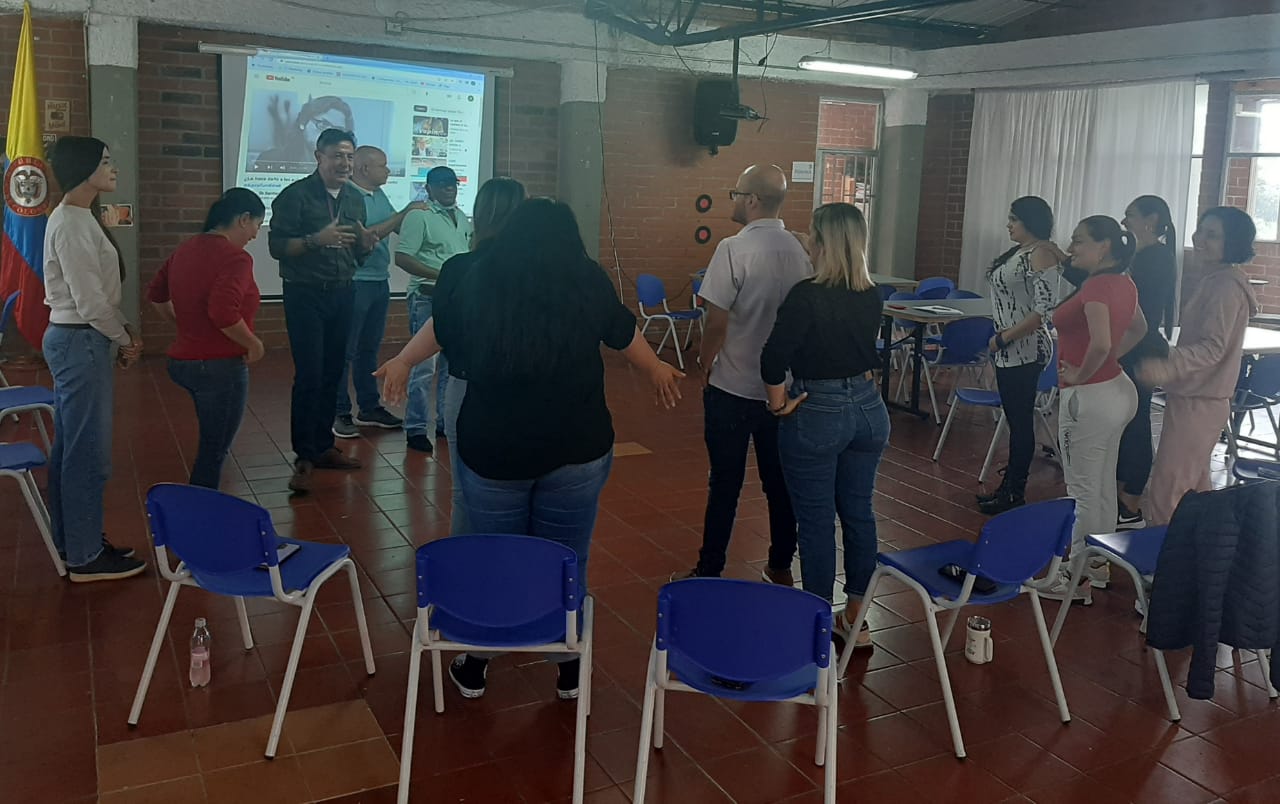 :::I. E. COMPARTIR:::