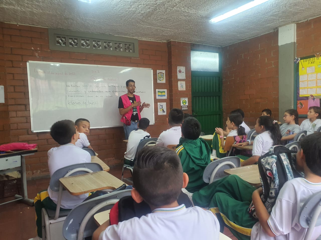 :::I. E. COMPARTIR:::