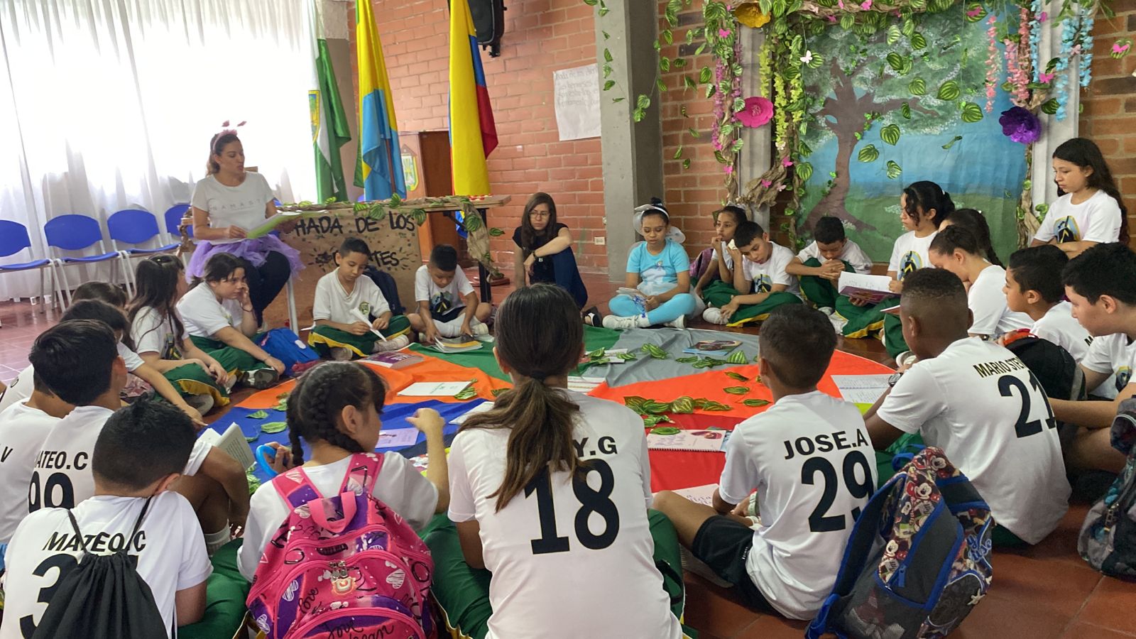 :::I. E. COMPARTIR:::