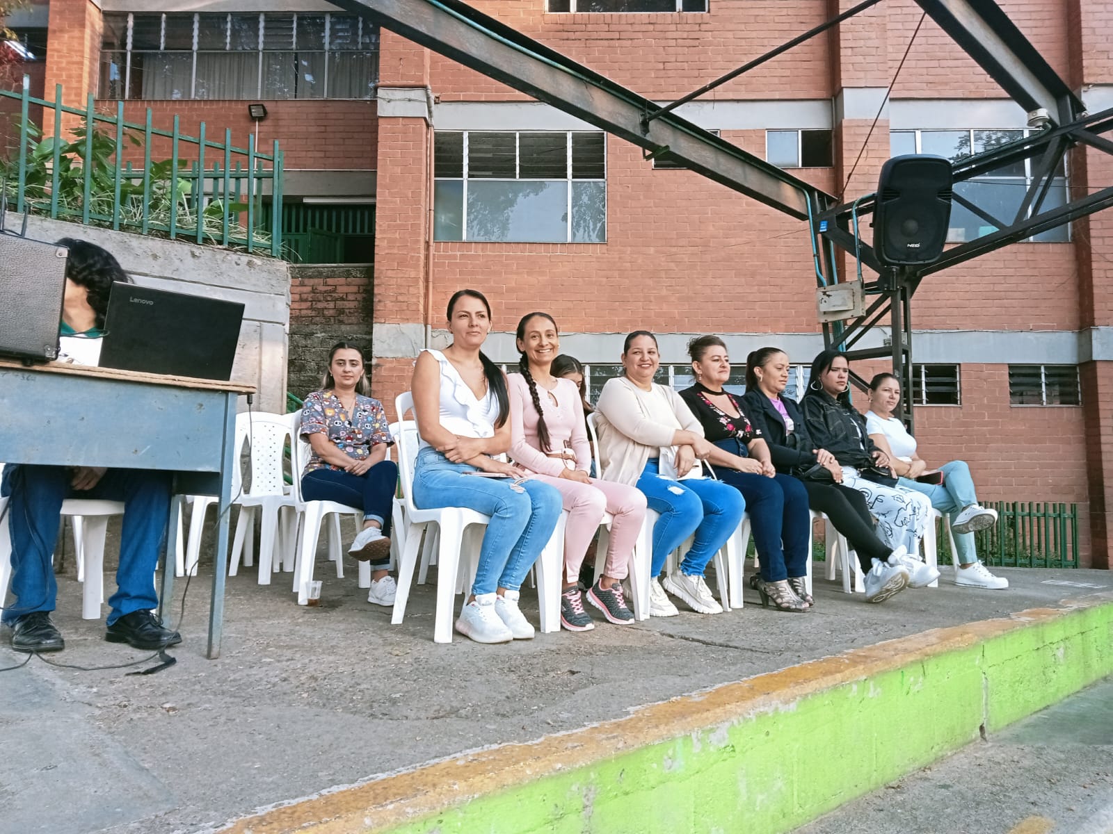 :::I. E. COMPARTIR:::